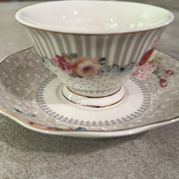 Grace Teaware | Kitchen | Grace Teaware Teacup And Saucer Set Peonies ...